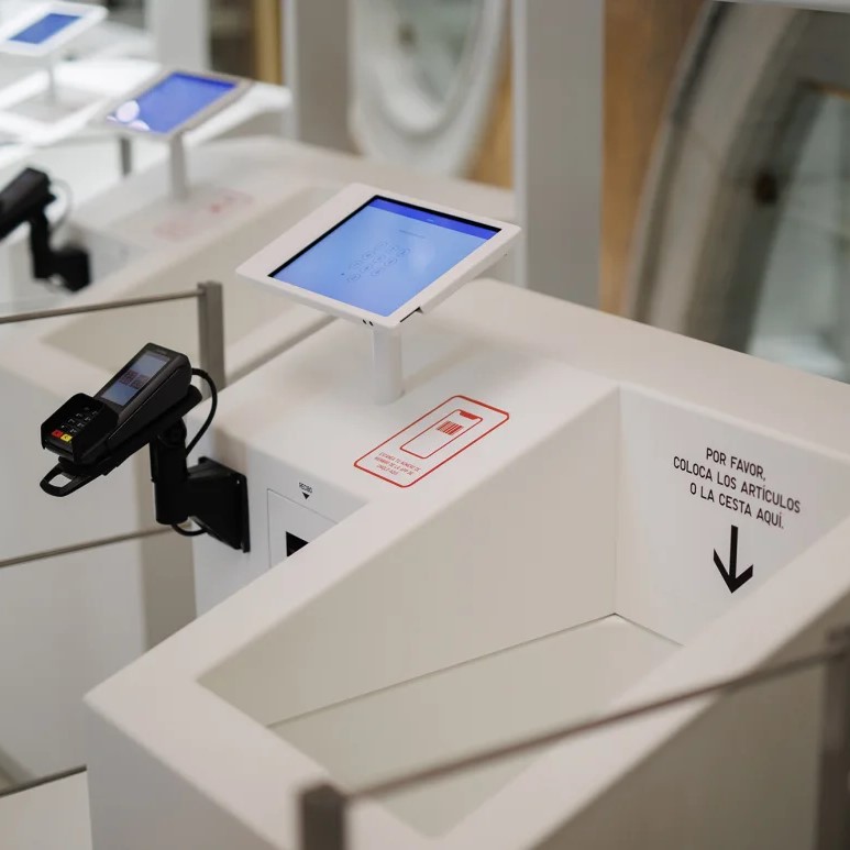 صندوق خودپرداز RFID | Self-checkout هوشمند فروشگاهی.گیت فروشگاهی اسپینر